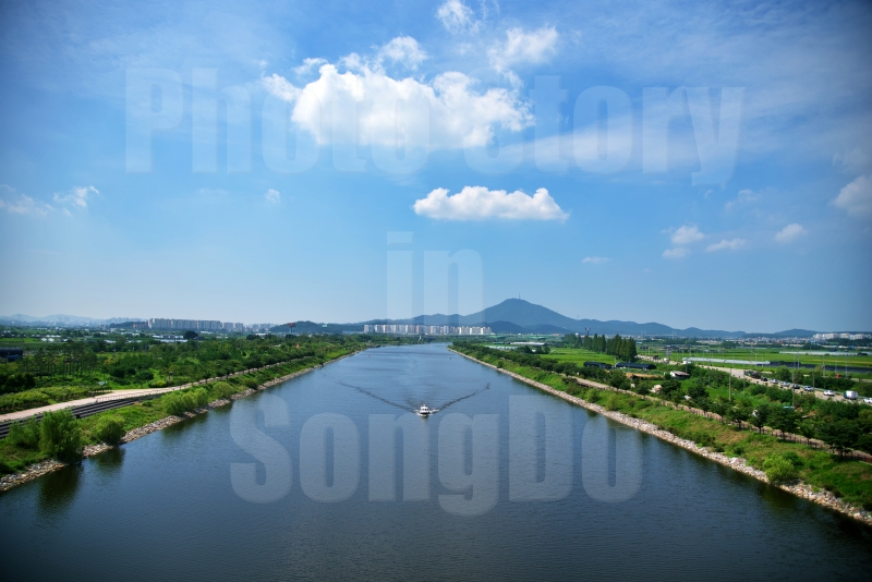 아라뱃길. Arabaetgil in Incheon, South Korea. Ara Port. – Photo Story